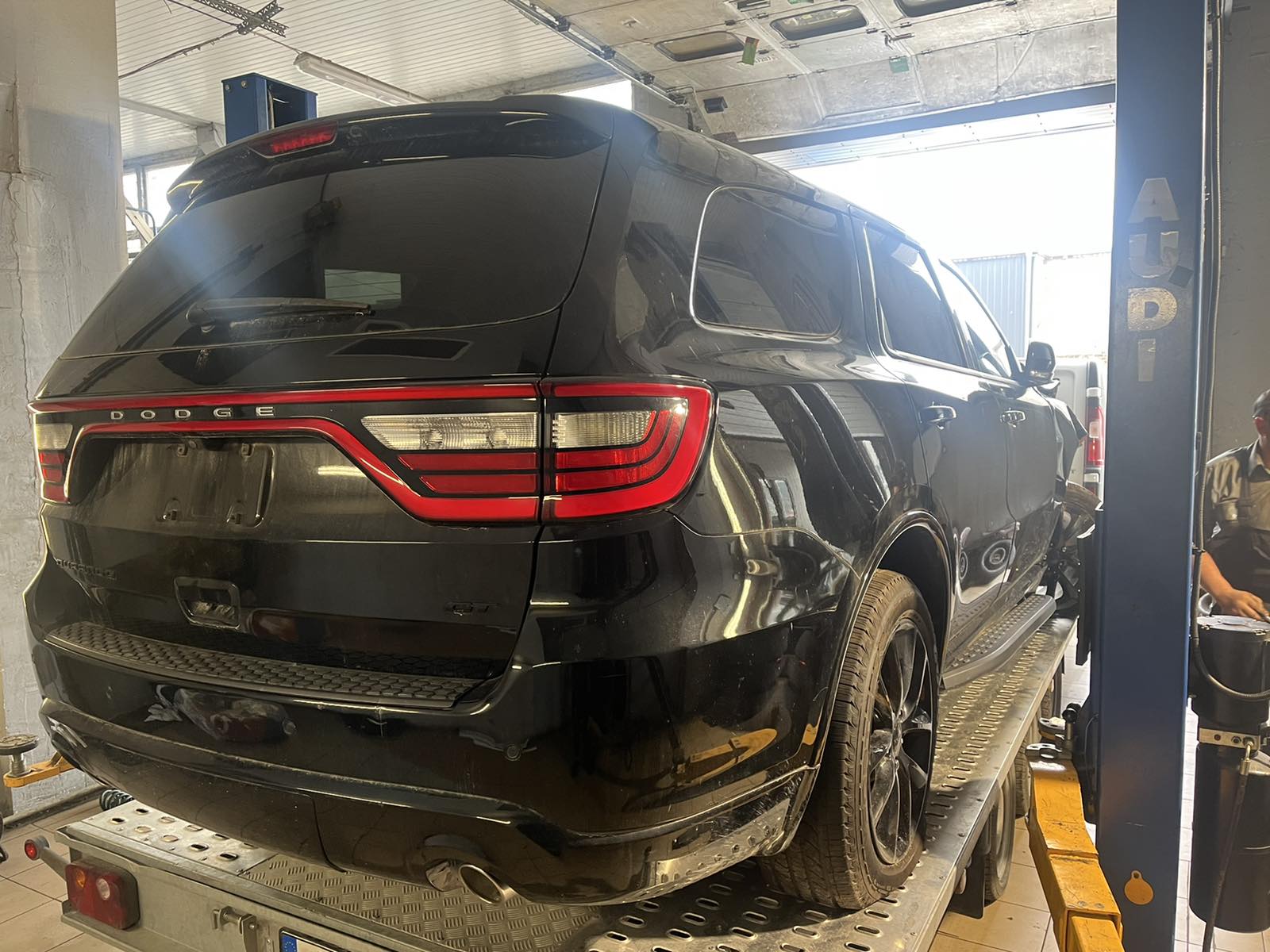 Naudotas Dodge Durango Galinio sparno ventiliacinės grotelės 68260545AA