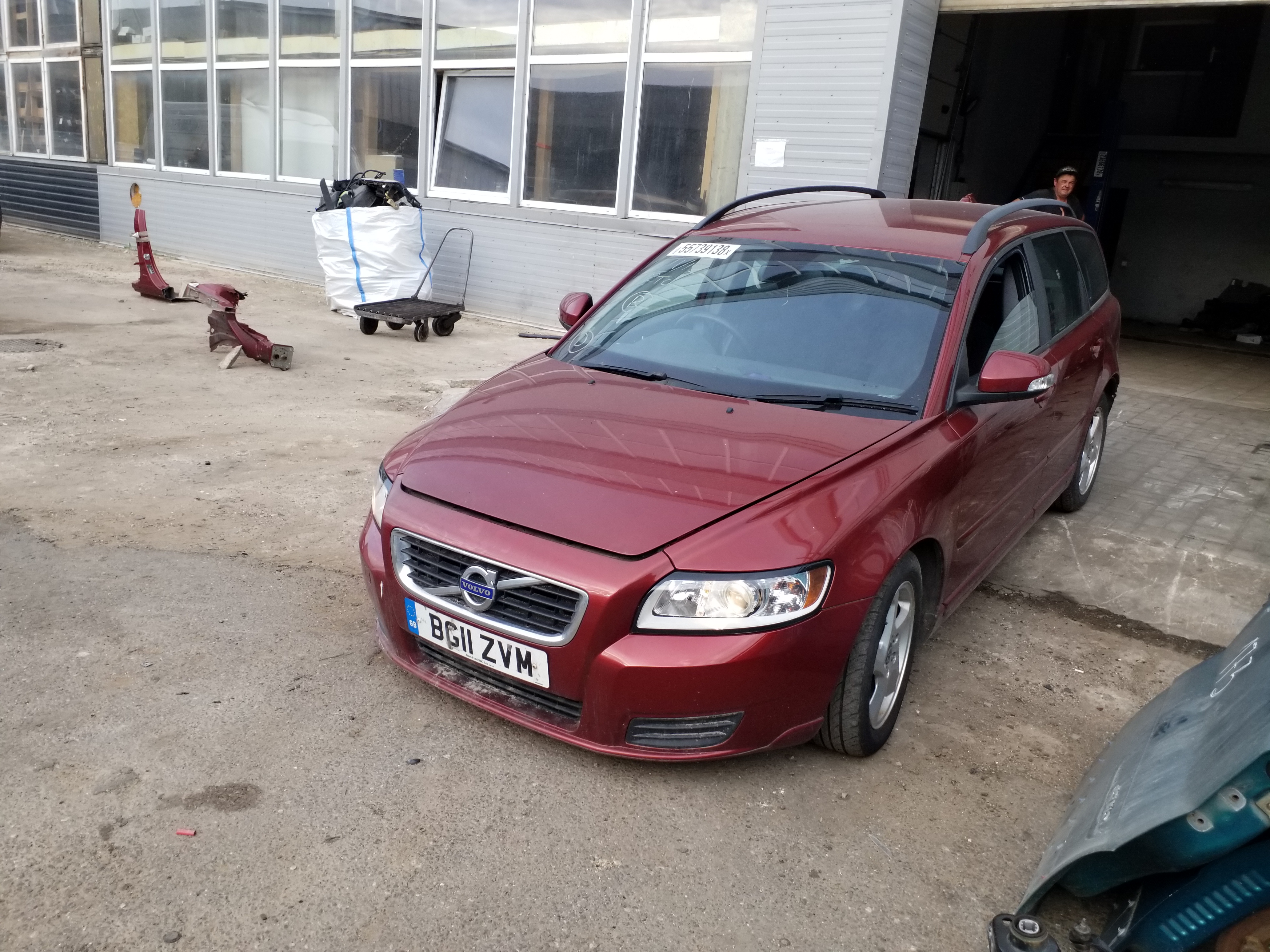 Used VOLVO V50 Rear hub stump without bearing 30736776