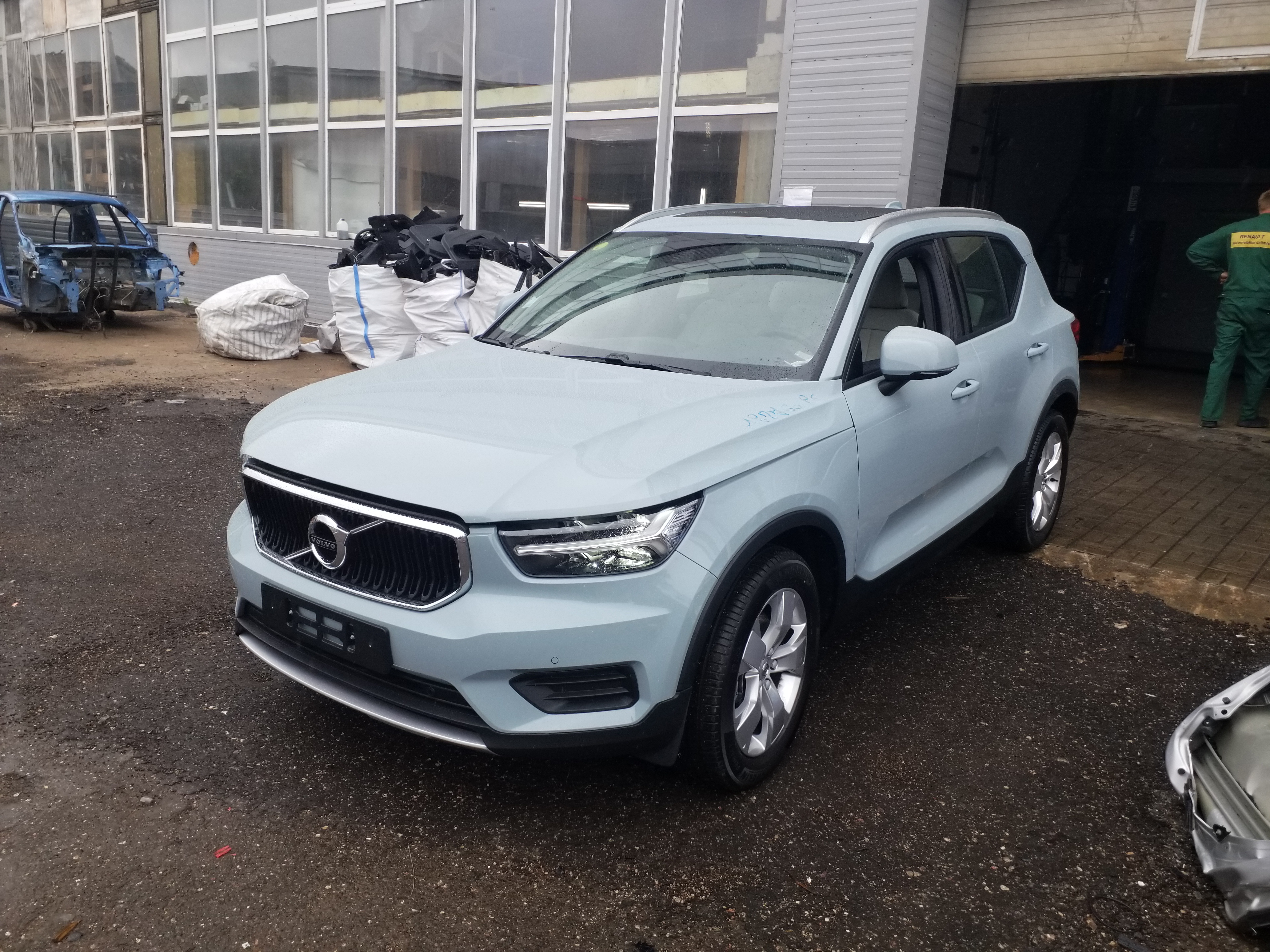 Использовал VOLVO XC40 Ремень амортизационной стойки лобового стекла ...