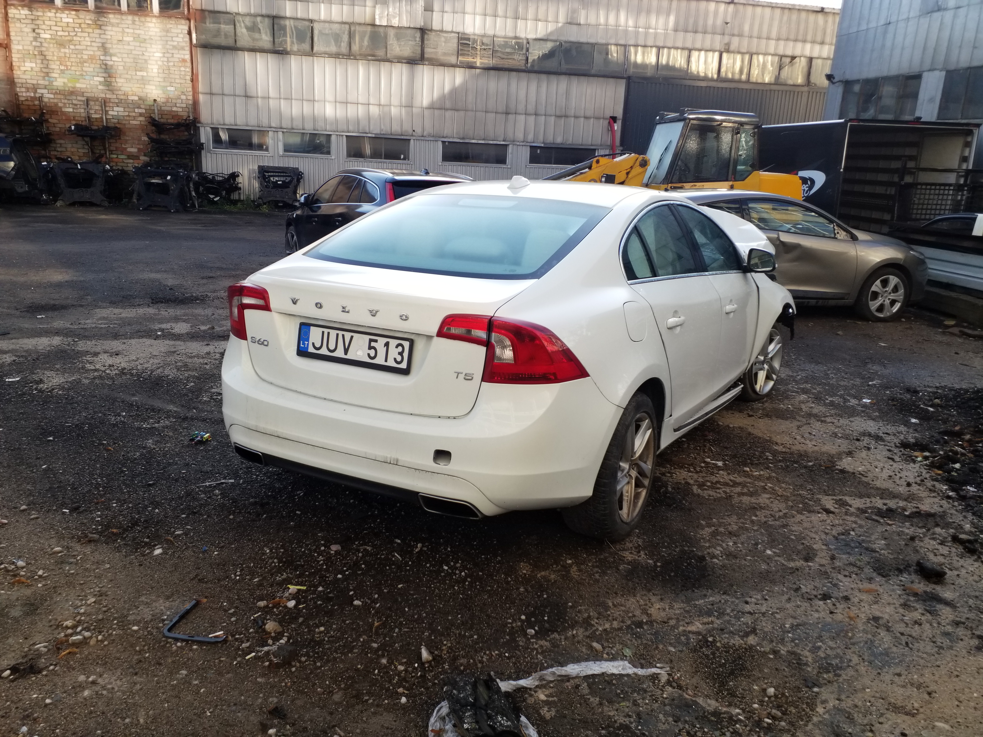 Used VOLVO S60 Pipe 31329282