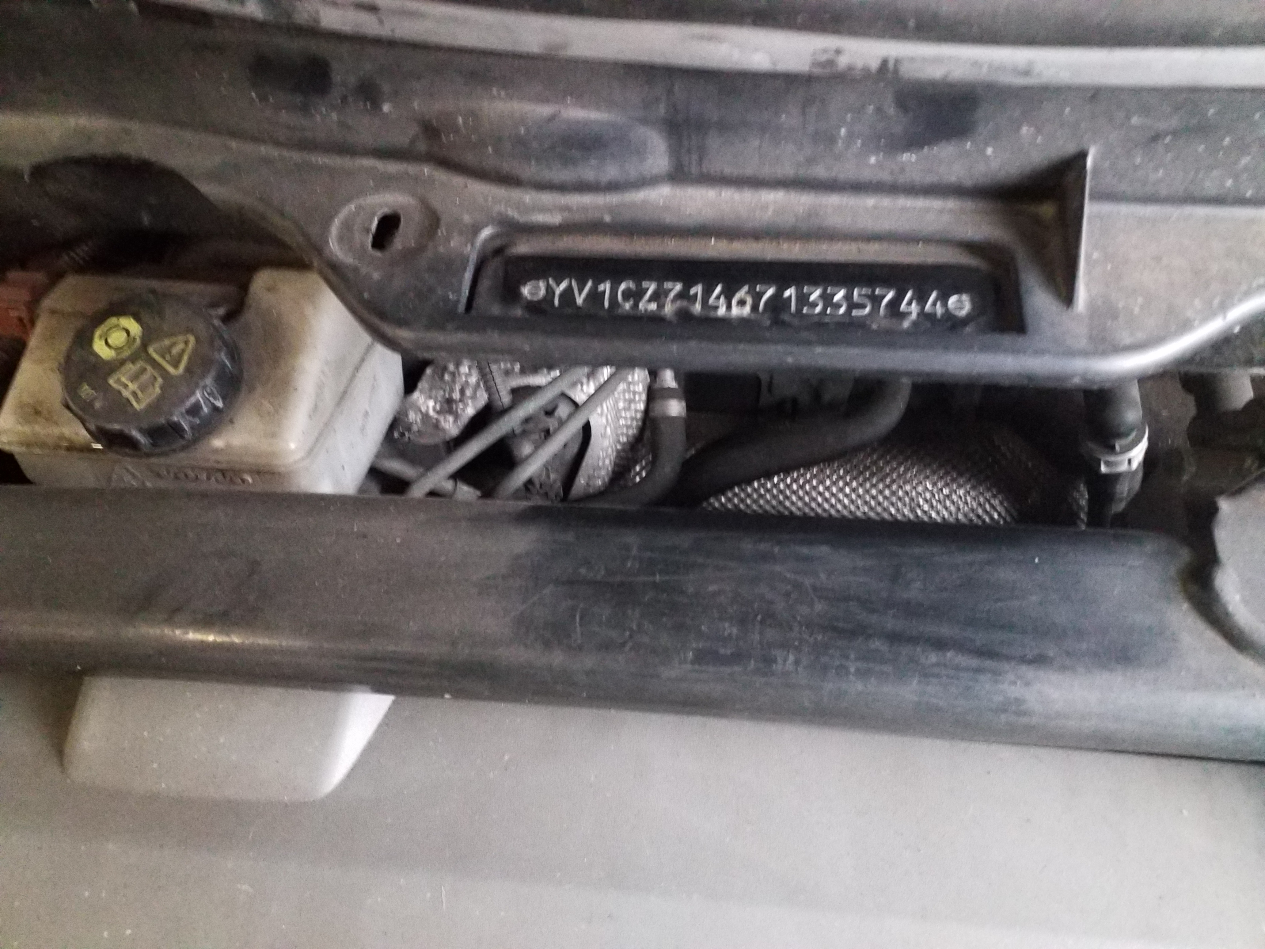 Used VOLVO XC90 The sensor is different 30757189