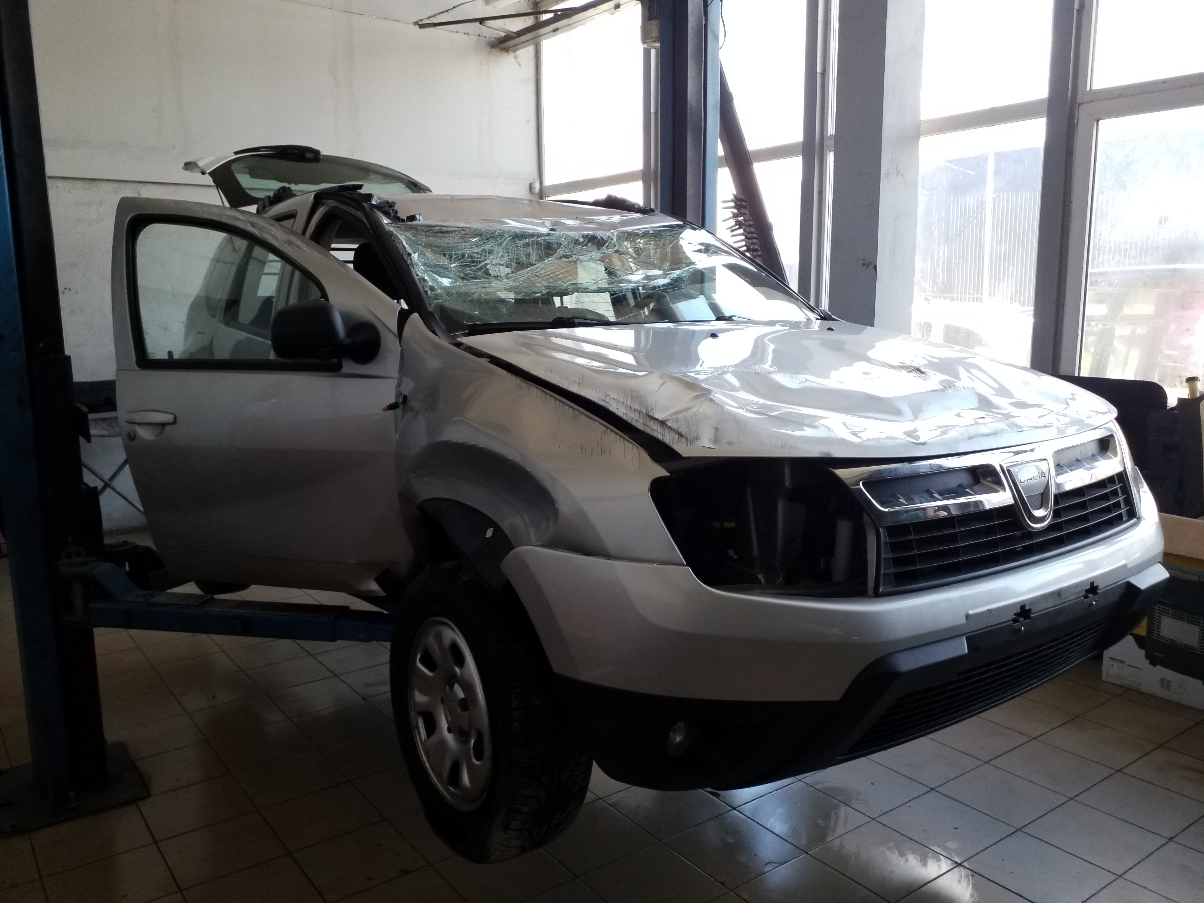 Used Dacia Duster Airbag passenger panels 985250028R
