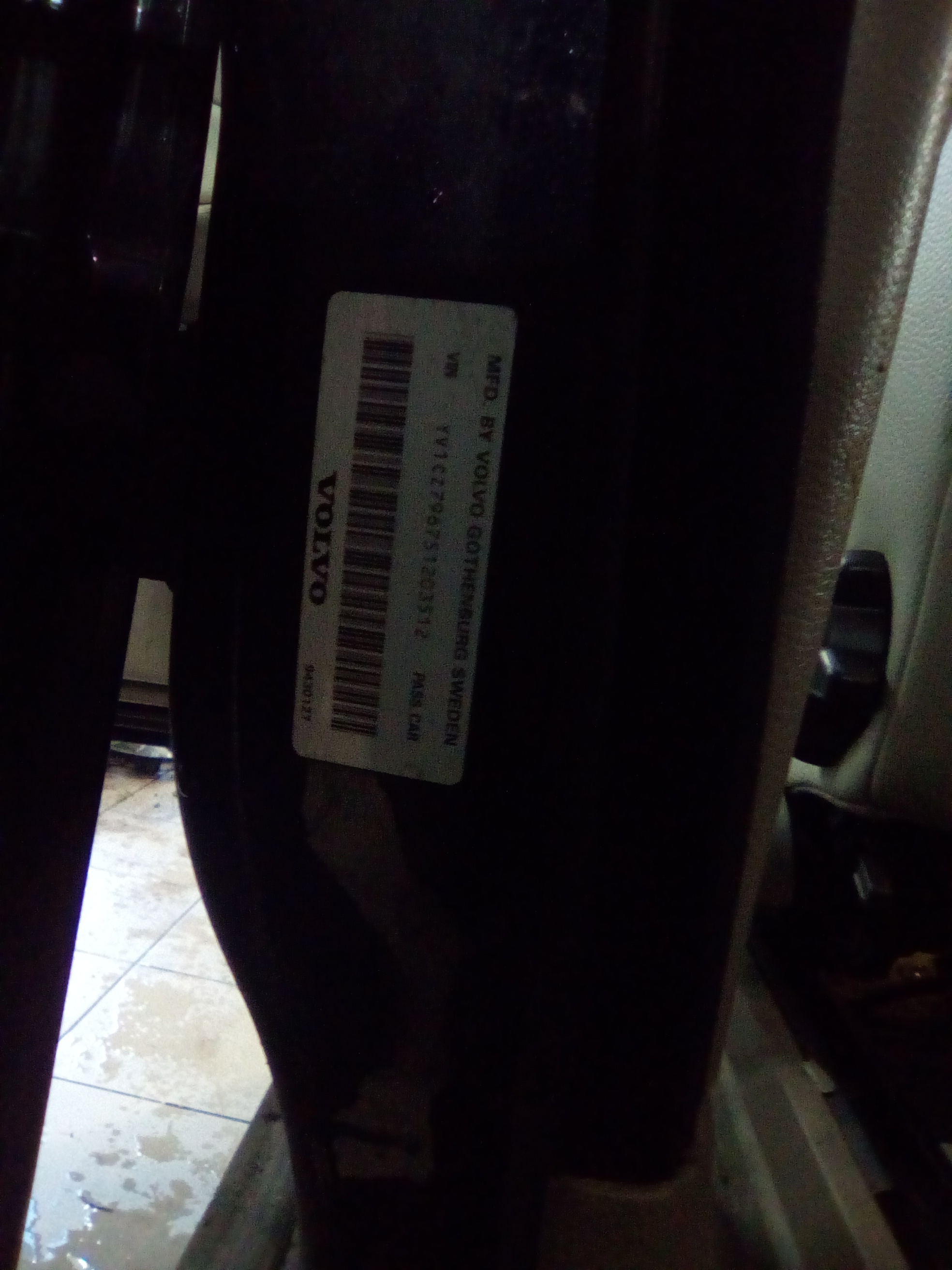 Used VOLVO XC90 Air intake hose 30680445