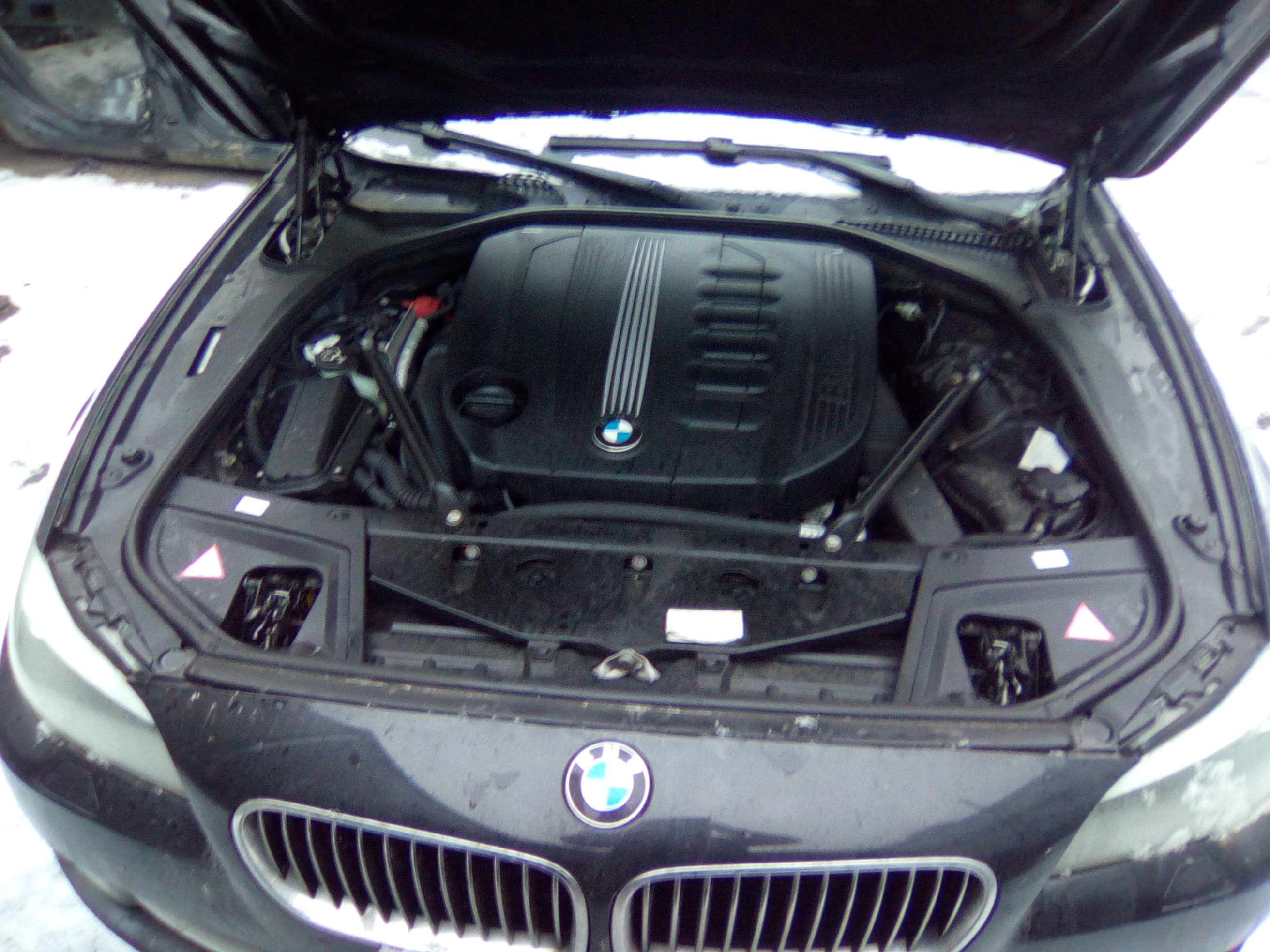 Used BMW 5 SERIES Bonnet support/cylinder 51237207188