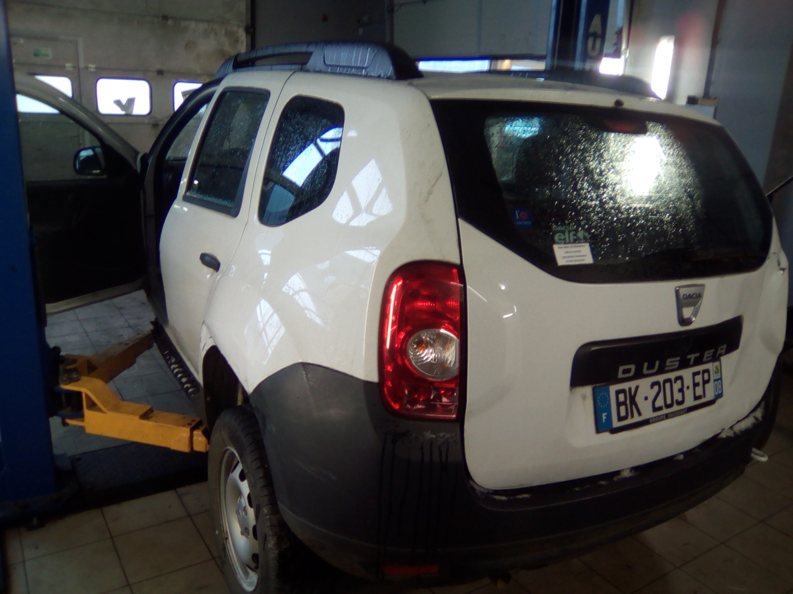 Used Dacia Duster Carbon filter 8200701972