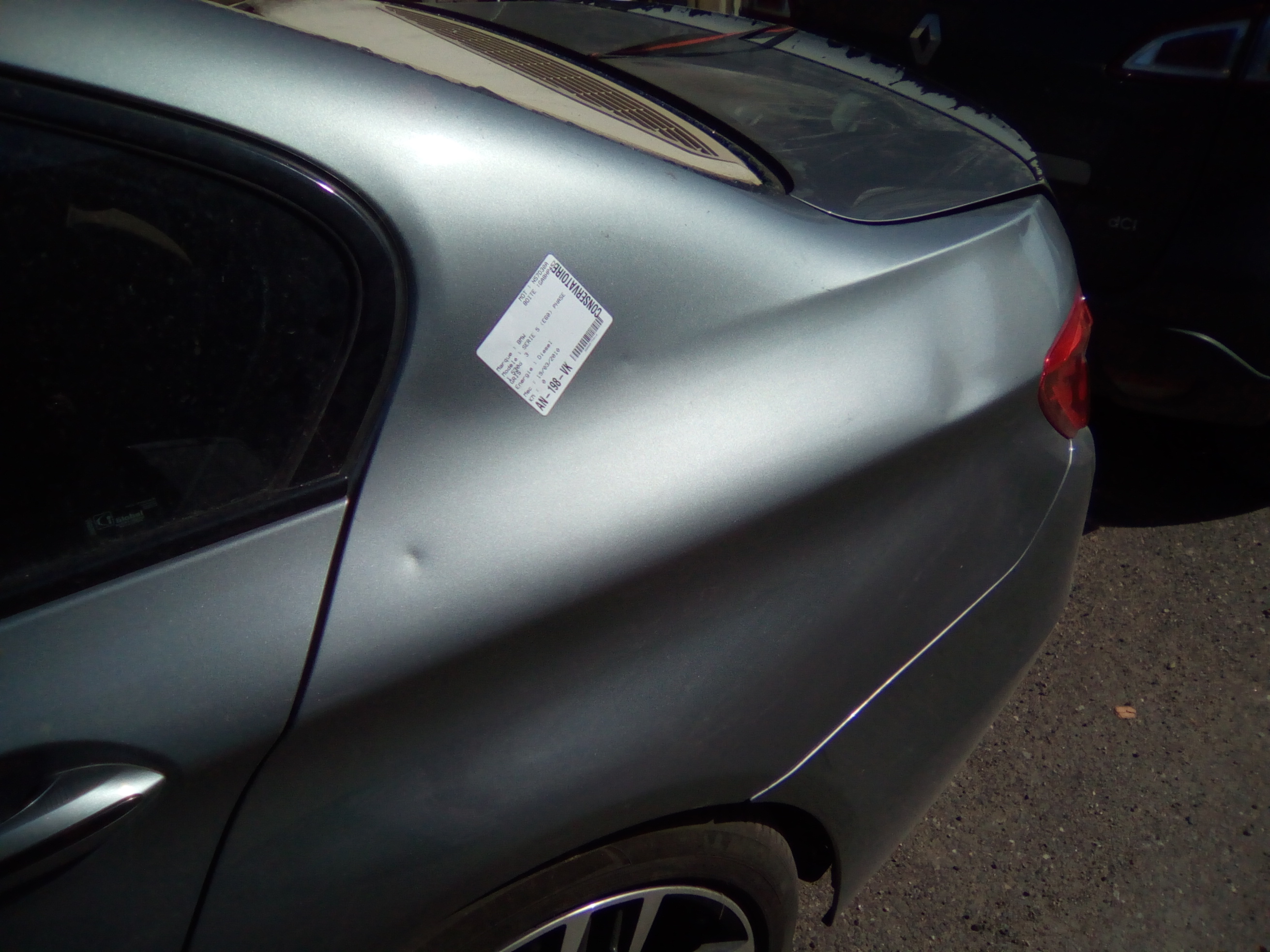 Used BMW 5 SERIES Trunk lid hinge 41627204237