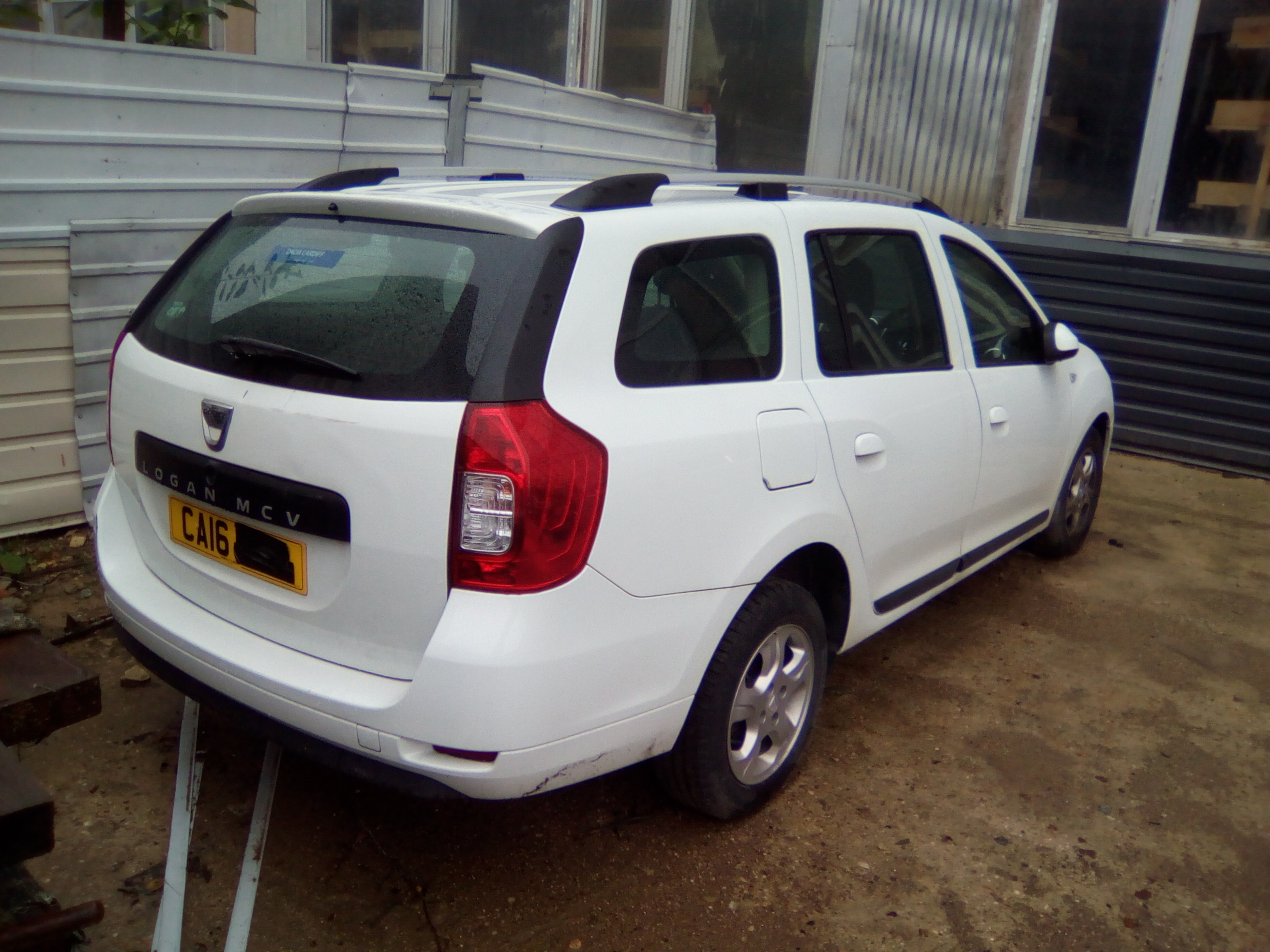 Used Dacia Logan Intercooler hose 144605243R