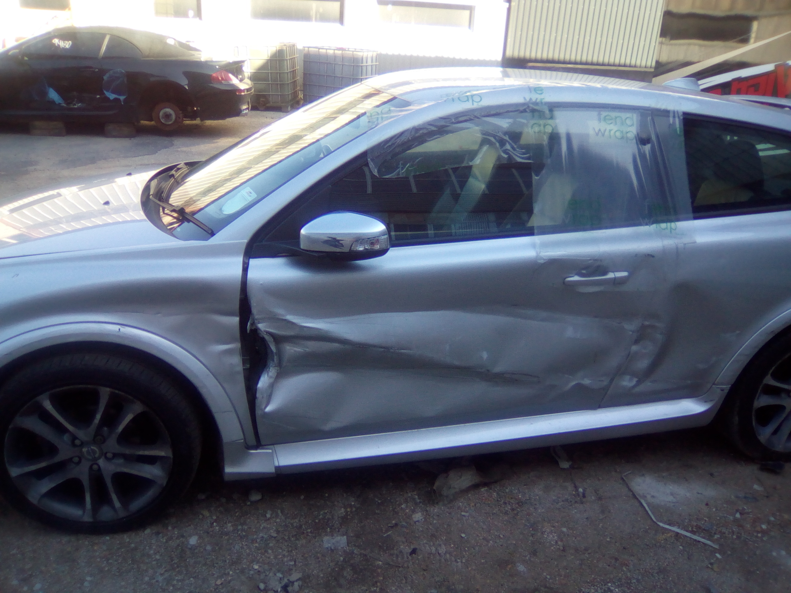 Used VOLVO C30 Rear fender 30744038