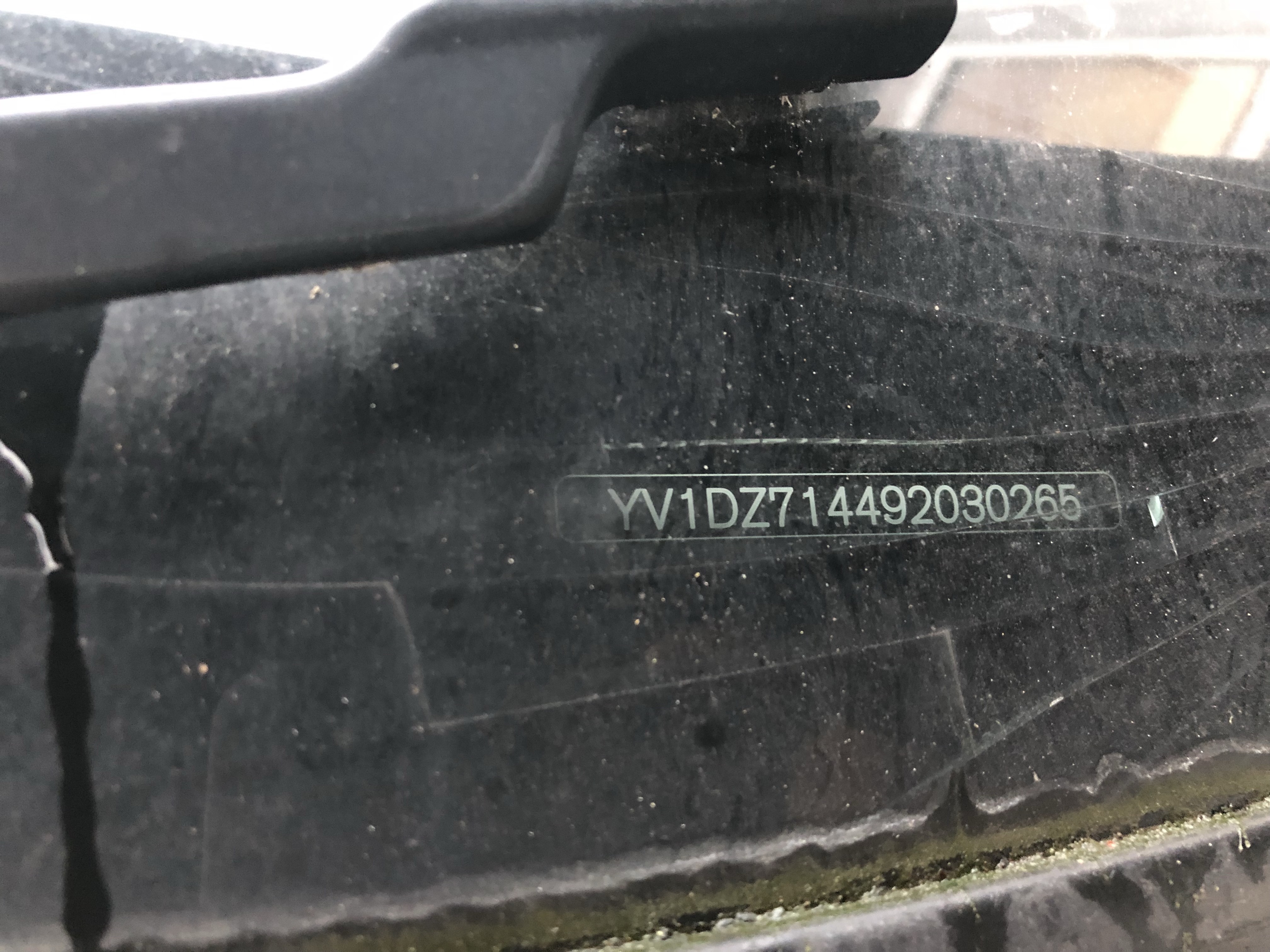 Used VOLVO XC60 Rear side door opening handle outer and its details