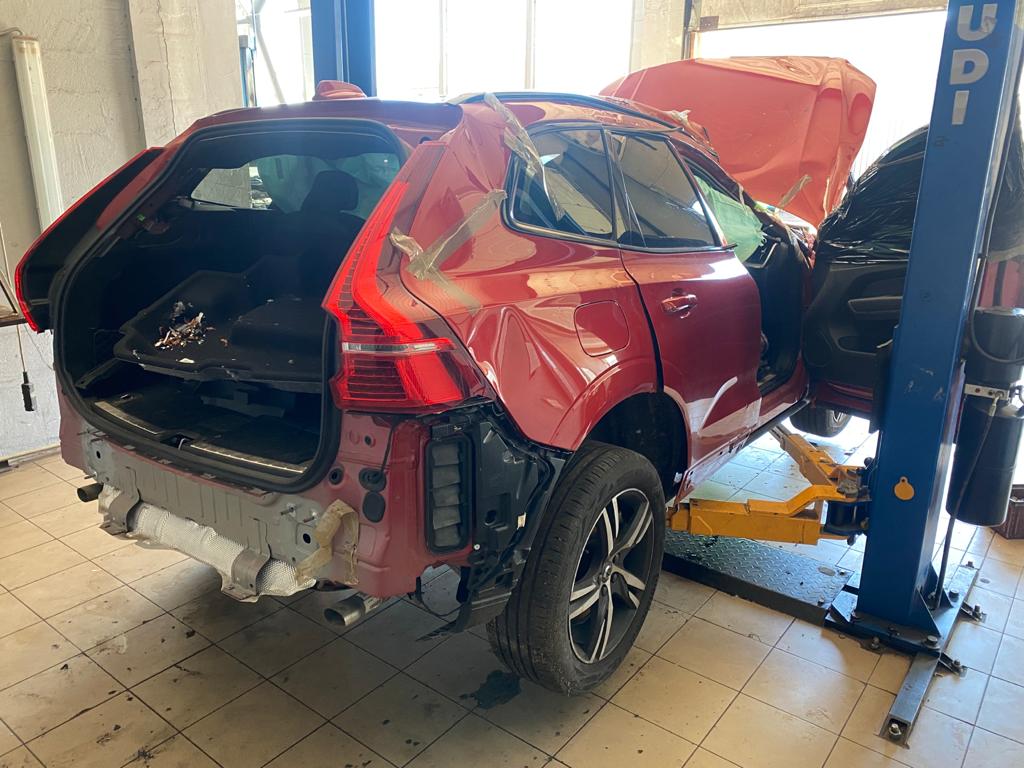 Used VOLVO XC60 Fuel pump control module 32312196