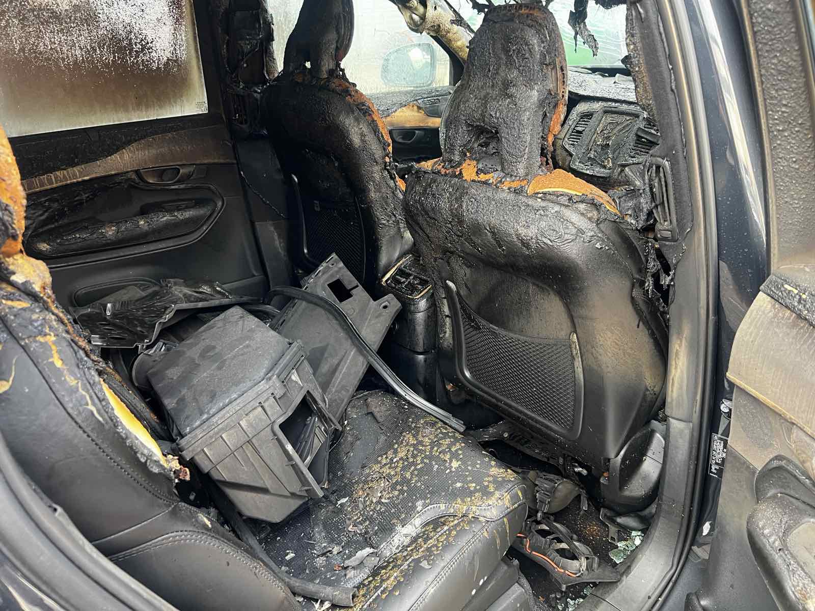 Used VOLVO XC90 Cooling radiator hose 31338404