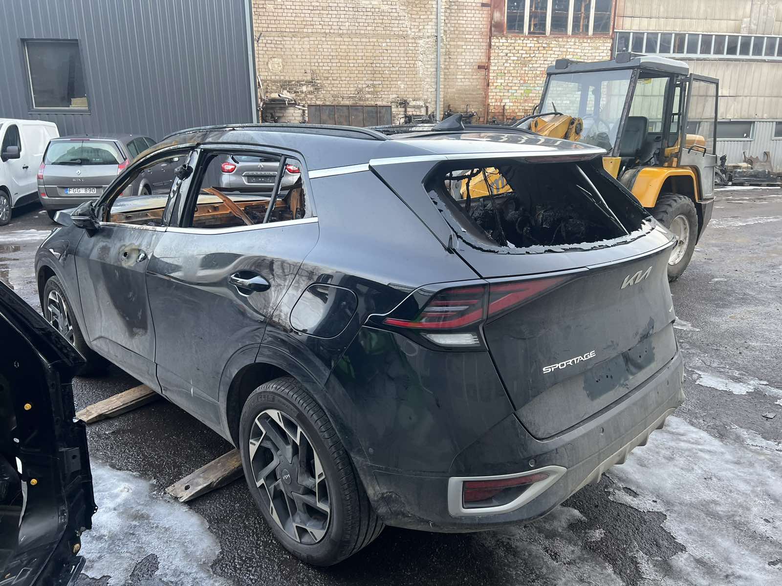 Used Kia Sportage Front door strip 87721R2300